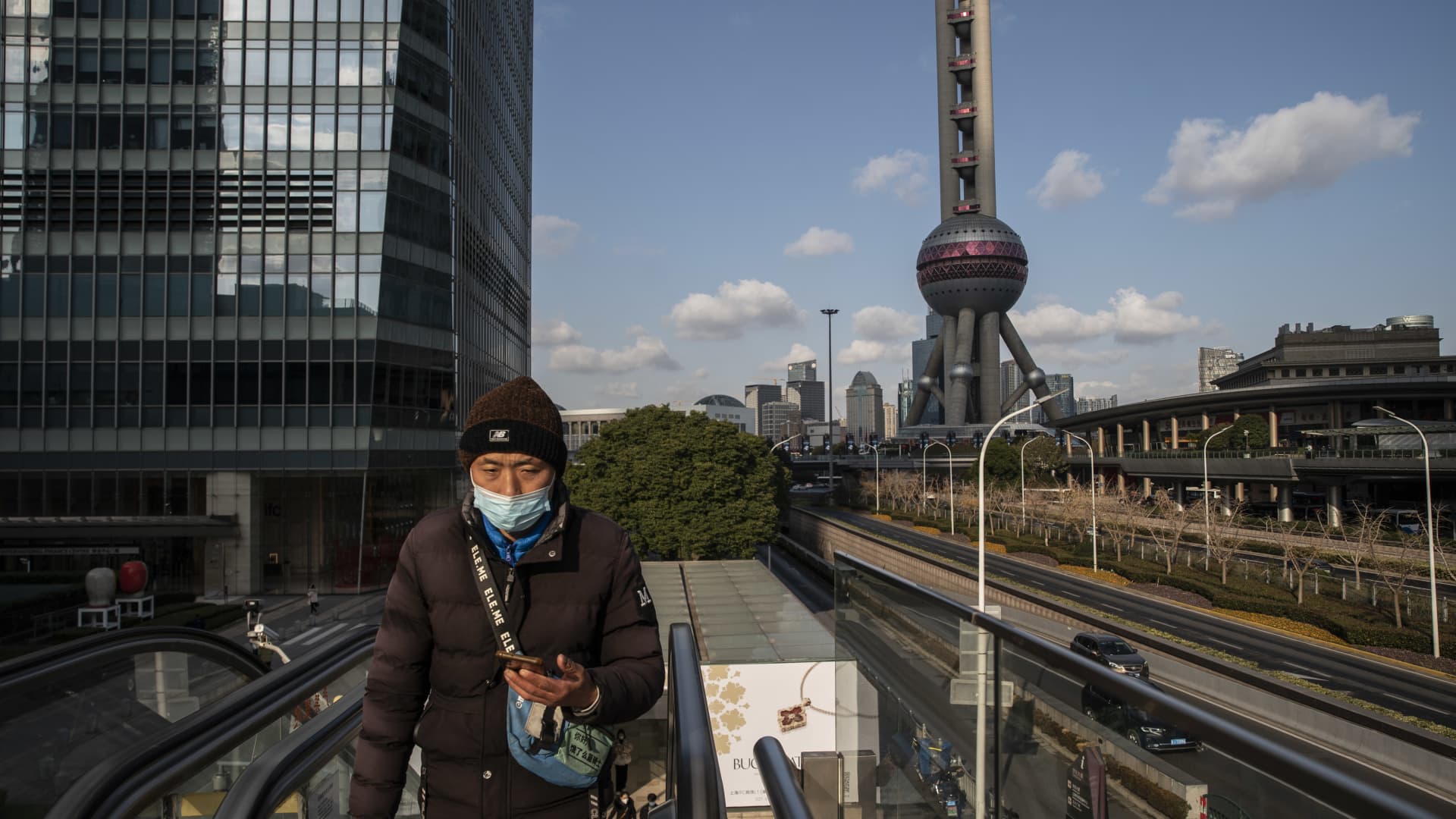 Global economy going into recession, 2023 growth to slow - WEALTH FARGO